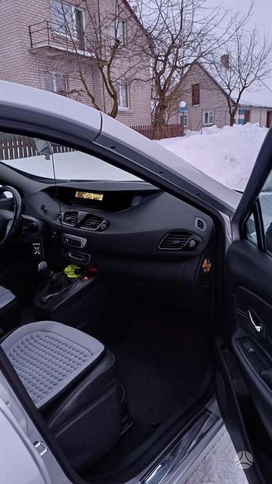 Grey Renault Scenic 2013 in Kedainiai, with an engine capacity of 1.20 L and mileage of 214 thousand km for 2850 €, photo 10 on AUTOMOTO.COM.LV