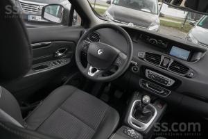 Grey Renault Scenic 2013 in Riga, with an engine capacity of 1.60 L and mileage of 230 thousand km for 5990 €, photo 9 on AUTOMOTO.COM.LV