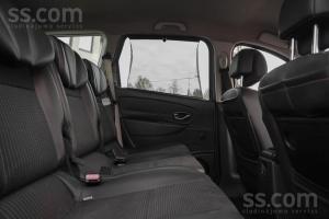 Grey Renault Scenic 2013 in Riga, with an engine capacity of 1.60 L and mileage of 230 thousand km for 5990 €, photo 18 on AUTOMOTO.COM.LV