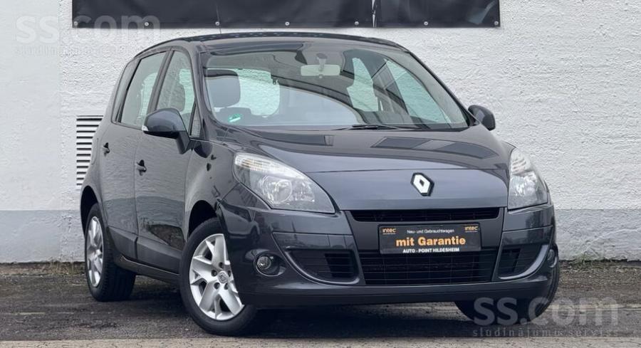 Pelēks Renault Scenic 2013 Ogre, ar dzinēja tilpumu 1.60 L un nobraukumu 145 tūkst. km par 4999 €, foto 1 vietnē AUTOMOTO.COM.LV