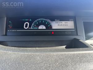 Pelēks Renault Scenic 2013 Ogre, ar dzinēja tilpumu 1.60 L un nobraukumu 145 tūkst. km par 4999 €, foto 14 vietnē AUTOMOTO.COM.LV