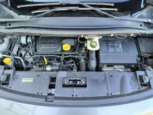 Grey Renault Scenic 2013 in Taurage, with an engine capacity of 1.60 L and mileage of 194 thousand km for 3700 €, photo 21 on AUTOMOTO.COM.LV