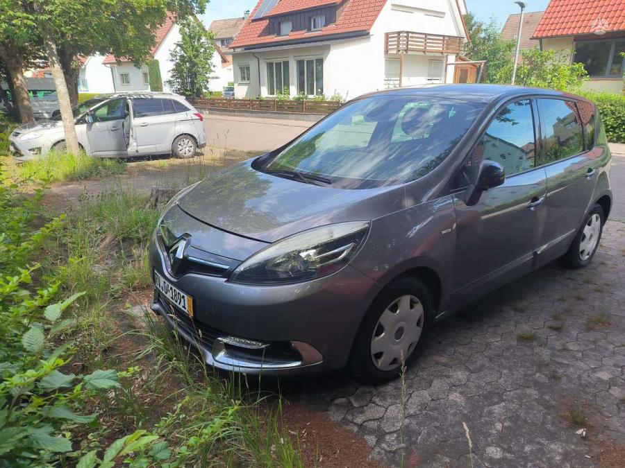Grey Renault Scenic 2013 in Taurage, with an engine capacity of 1.60 L and mileage of 194 thousand km for 3700 €, photo 24 on AUTOMOTO.COM.LV