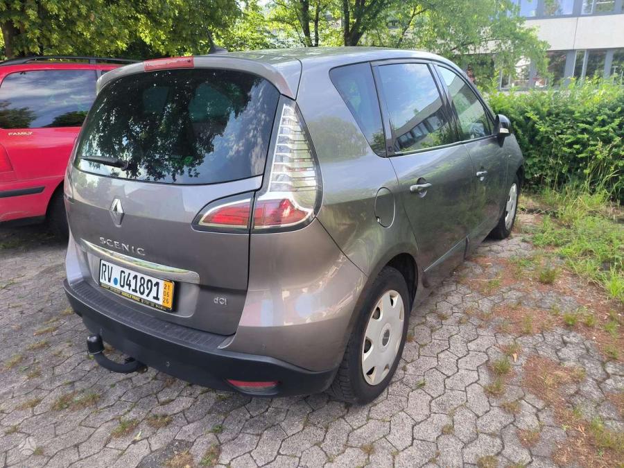 Grey Renault Scenic 2013 in Taurage, with an engine capacity of 1.60 L and mileage of 194 thousand km for 3700 €, photo 25 on AUTOMOTO.COM.LV