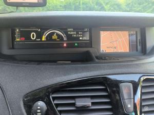 Grey Renault Scenic 2013 in Taurage, with an engine capacity of 1.60 L and mileage of 194 thousand km for 3700 €, photo 29 on AUTOMOTO.COM.LV
