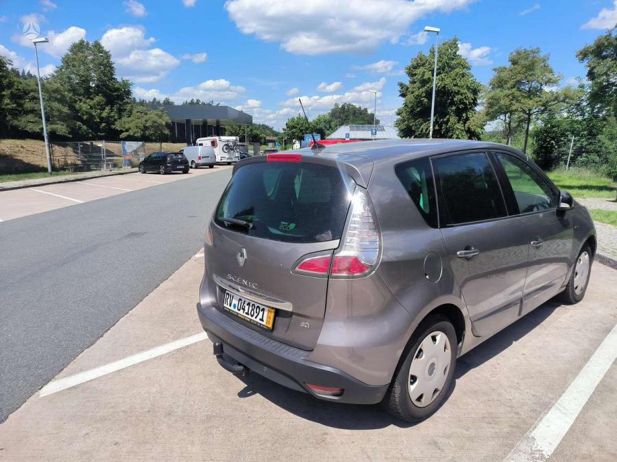 Grey Renault Scenic 2013 in Taurage, with an engine capacity of 1.60 L and mileage of 194 thousand km for 3700 €, photo 31 on AUTOMOTO.COM.LV