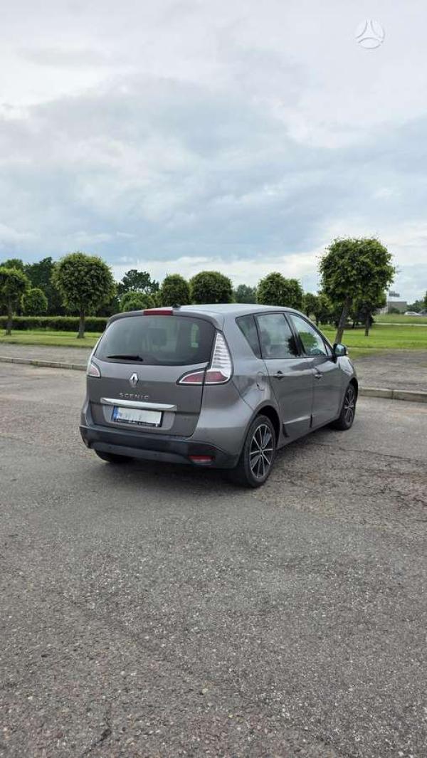 Pelēks Renault Scenic 2013 Kauņa, ar dzinēja tilpumu 1.46 L un nobraukumu 251 tūkst. km par 2400 €, foto 5 vietnē AUTOMOTO.COM.LV