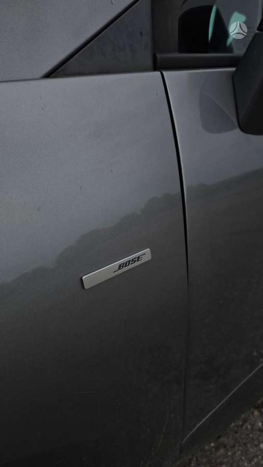Grey Renault Scenic 2013 in Kaunas, with an engine capacity of 1.46 L and mileage of 251 thousand km for 2400 €, photo 10 on AUTOMOTO.COM.LV