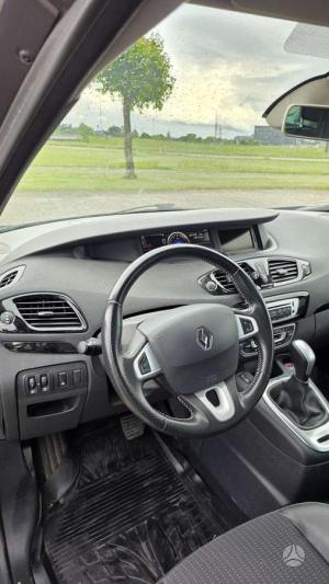 Grey Renault Scenic 2013 in Kaunas, with an engine capacity of 1.46 L and mileage of 251 thousand km for 2400 €, photo 14 on AUTOMOTO.COM.LV