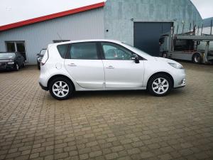 Grey Renault Scenic 2014 in Radviliskis, with an engine capacity of 1.60 L and mileage of 234 thousand km for 3999 €, photo 6 on AUTOMOTO.COM.LV