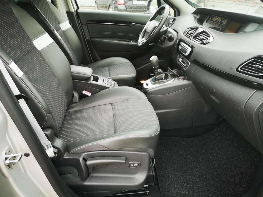 Grey Renault Scenic 2014 in Radviliskis, with an engine capacity of 1.60 L and mileage of 234 thousand km for 3999 €, photo 15 on AUTOMOTO.COM.LV
