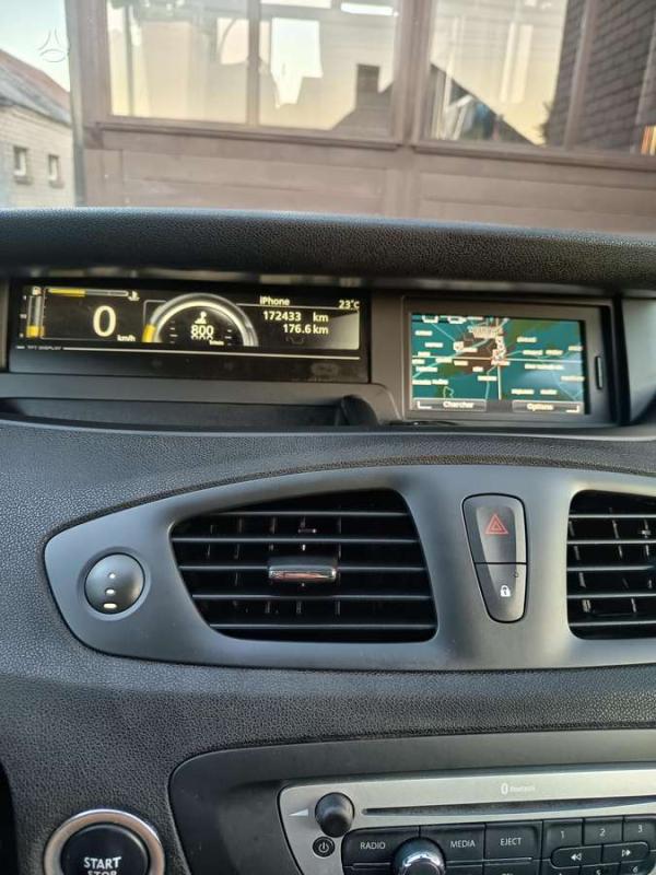 Pelēks Renault Scenic 2014 Tauragė, ar dzinēja tilpumu 1.20 L un nobraukumu 175 tūkst. km par 4000 €, foto 9 vietnē AUTOMOTO.COM.LV