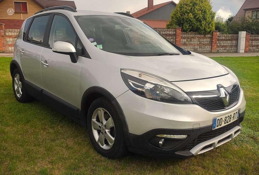 Grey Renault Scenic 2014 in Taurage, with an engine capacity of 1.20 L and mileage of 203 thousand km for 4350 €, photo 4 on AUTOMOTO.COM.LV