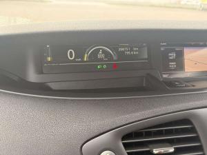 Pelēks Renault Scenic 2014 Tauragė, ar dzinēja tilpumu 1.46 L un nobraukumu 208 tūkst. km par 4200 €, foto 15 vietnē AUTOMOTO.COM.LV