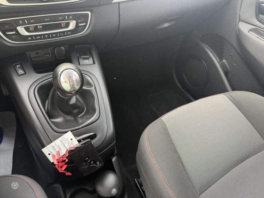 Pelēks Renault Scenic 2014 Tauragė, ar dzinēja tilpumu 1.46 L un nobraukumu 208 tūkst. km par 4200 €, foto 17 vietnē AUTOMOTO.COM.LV