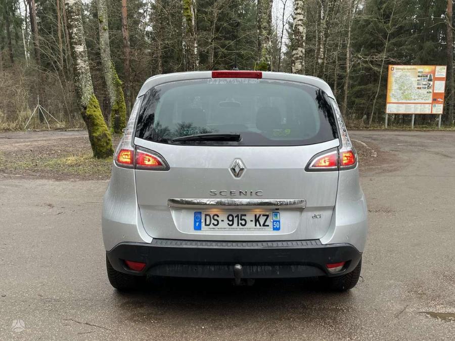 Grey Renault Scenic 2015 in Taurage, with an engine capacity of 1.60 L and mileage of 220 thousand km for 3750 €, photo 6 on AUTOMOTO.COM.LV