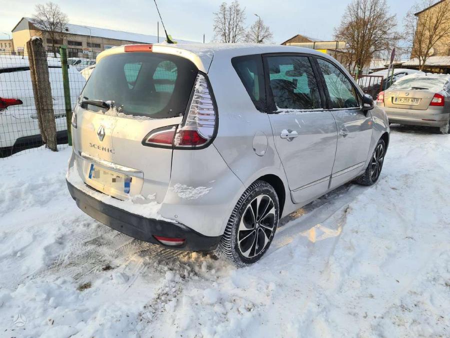 Pelēks Renault Scenic 2015 Tauragė, ar dzinēja tilpumu 1.20 L un nobraukumu 119 tūkst. km par 4400 €, foto 3 vietnē AUTOMOTO.COM.LV