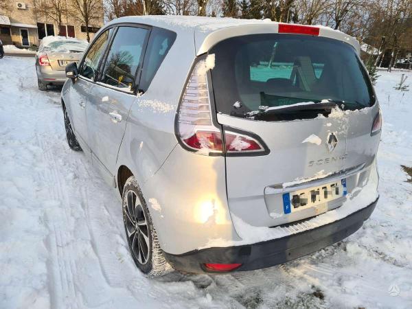 Pelēks Renault Scenic 2015 Tauragė, ar dzinēja tilpumu 1.20 L un nobraukumu 119 tūkst. km par 4400 €, foto 4 vietnē AUTOMOTO.COM.LV