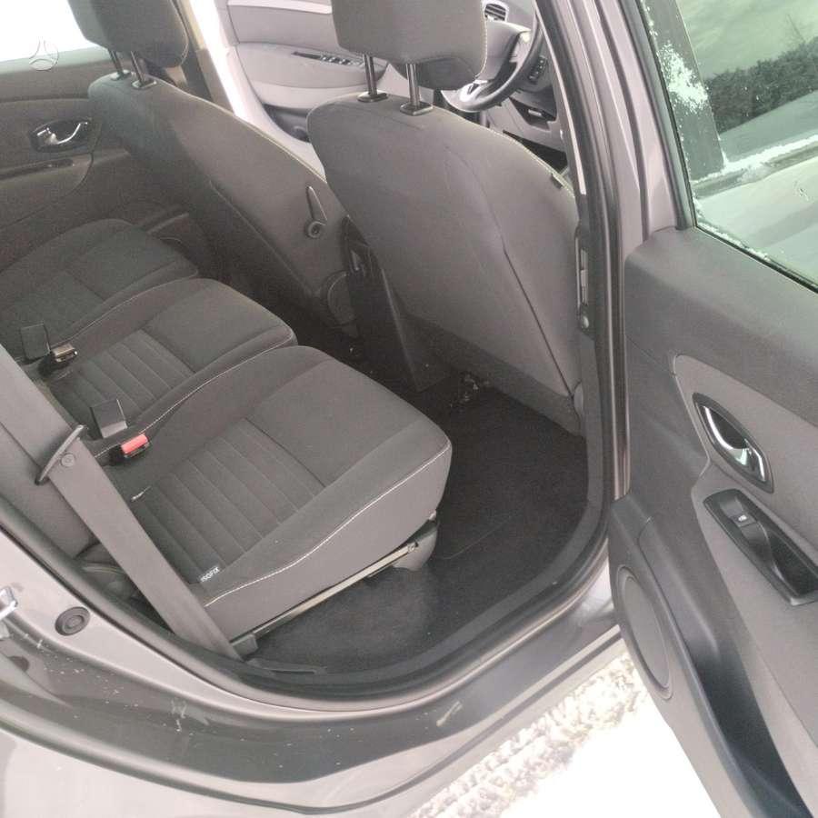 Pelēks Renault Scenic 2015 Tauragė, ar dzinēja tilpumu 1.46 L un nobraukumu 235 tūkst. km par 4800 €, foto 7 vietnē AUTOMOTO.COM.LV