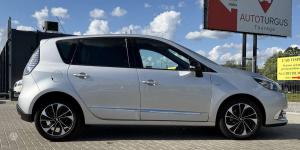 Grey Renault Scenic 2015 in Taurage, with an engine capacity of 1.60 L and mileage of 228 thousand km for 4499 €, photo 9 on AUTOMOTO.COM.LV