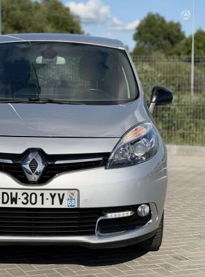Grey Renault Scenic 2015 in Taurage, with an engine capacity of 1.60 L and mileage of 228 thousand km for 4499 €, photo 12 on AUTOMOTO.COM.LV