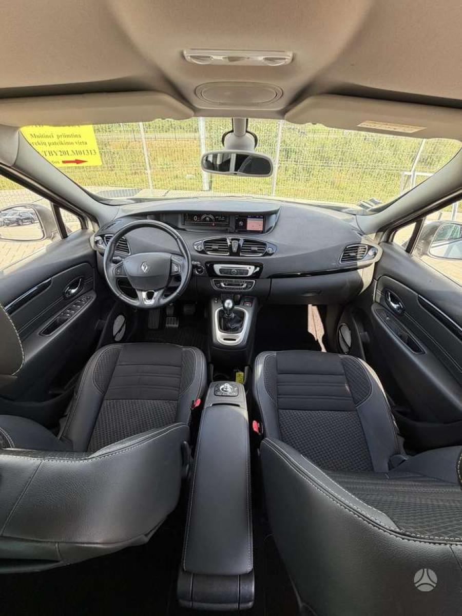 Grey Renault Scenic 2015 in Taurage, with an engine capacity of 1.60 L and mileage of 228 thousand km for 4499 €, photo 29 on AUTOMOTO.COM.LV