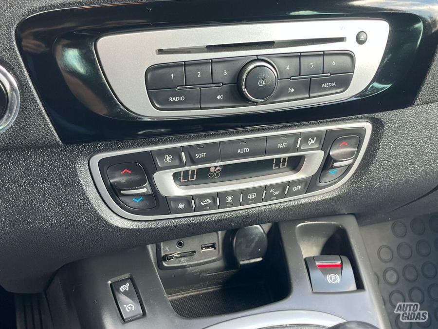 Pelēks Renault Scenic 2015 Marijampole, ar dzinēja tilpumu 1.50 L un nobraukumu 148 tūkst. km par 4650 €, foto 11 vietnē AUTOMOTO.COM.LV