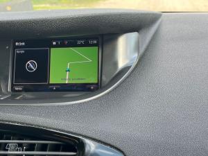 Pelēks Renault Scenic 2015 Marijampole, ar dzinēja tilpumu 1.50 L un nobraukumu 148 tūkst. km par 4650 €, foto 12 vietnē AUTOMOTO.COM.LV