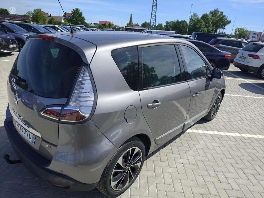 Grey Renault Scenic 2016 in Taurage, with an engine capacity of 1.46 L and mileage of 253 thousand km for 3900 €, photo 5 on AUTOMOTO.COM.LV