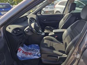 Grey Renault Scenic 2016 in Taurage, with an engine capacity of 1.46 L and mileage of 253 thousand km for 3900 €, photo 9 on AUTOMOTO.COM.LV