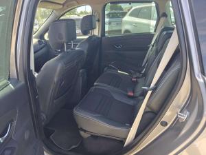 Grey Renault Scenic 2016 in Taurage, with an engine capacity of 1.46 L and mileage of 253 thousand km for 3900 €, photo 18 on AUTOMOTO.COM.LV