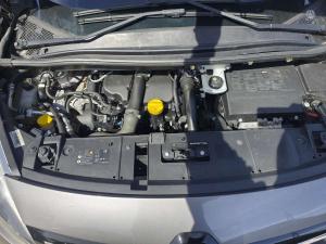 Grey Renault Scenic 2016 in Taurage, with an engine capacity of 1.46 L and mileage of 253 thousand km for 3900 €, photo 20 on AUTOMOTO.COM.LV