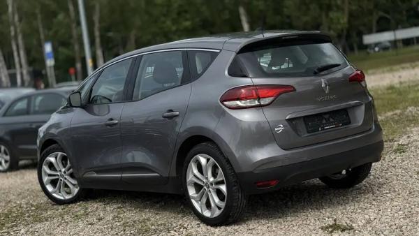 Grey Renault Scenic 2016 in Jelgava, with an engine capacity of 1.20 L and mileage of 155 thousand km for 7990 €, photo 4 on AUTOMOTO.COM.LV