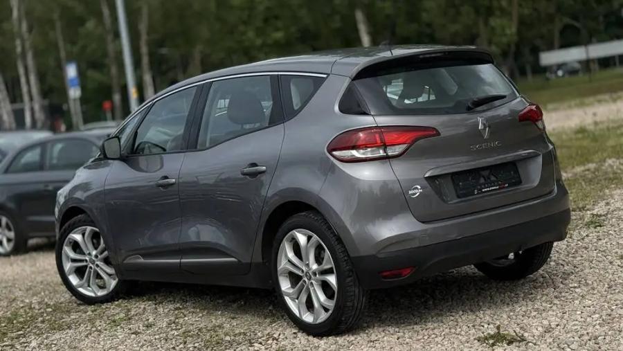 Grey Renault Scenic 2016 in Jelgava, with an engine capacity of 1.20 L and mileage of 155 thousand km for 7990 €, photo 5 on AUTOMOTO.COM.LV
