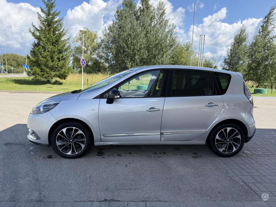 Grey Renault Scenic 2016 in Taurage, with an engine capacity of 1.60 L and mileage of 159 thousand km for 4800 €, photo 4 on AUTOMOTO.COM.LV