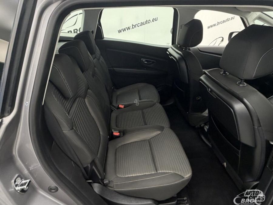 Pelēks Renault Scenic 2017 Avižieniai, ar dzinēja tilpumu 1.50 L un nobraukumu 91 tūkst. km par 8900 €, foto 11 vietnē AUTOMOTO.COM.LV