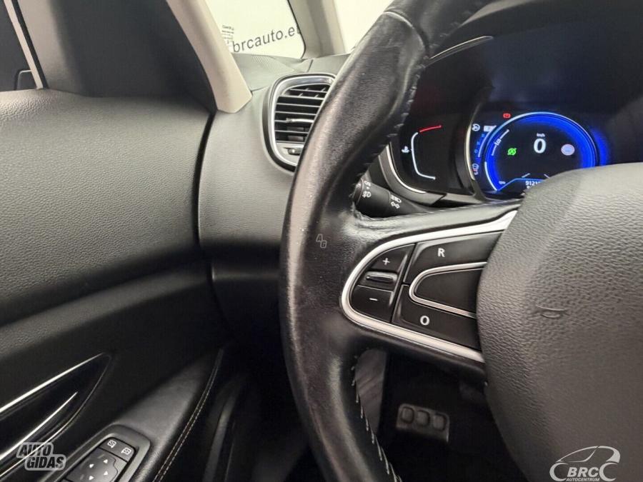 Pelēks Renault Scenic 2017 Avižieniai, ar dzinēja tilpumu 1.50 L un nobraukumu 91 tūkst. km par 8900 €, foto 28 vietnē AUTOMOTO.COM.LV
