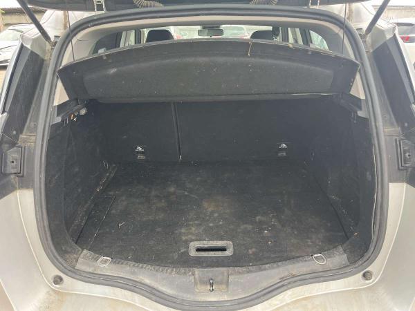 Pelēks Renault Scenic 2017 Tauragė, ar dzinēja tilpumu 1.46 L un nobraukumu 137 tūkst. km par 4800 €, foto 10 vietnē AUTOMOTO.COM.LV