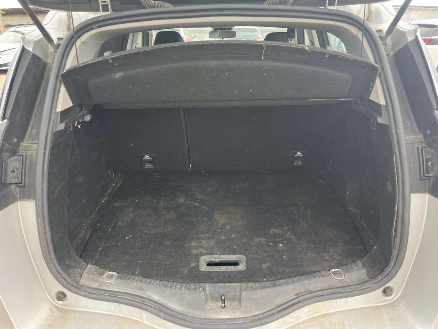 Pelēks Renault Scenic 2017 Tauragė, ar dzinēja tilpumu 1.46 L un nobraukumu 137 tūkst. km par 4800 €, foto 11 vietnē AUTOMOTO.COM.LV