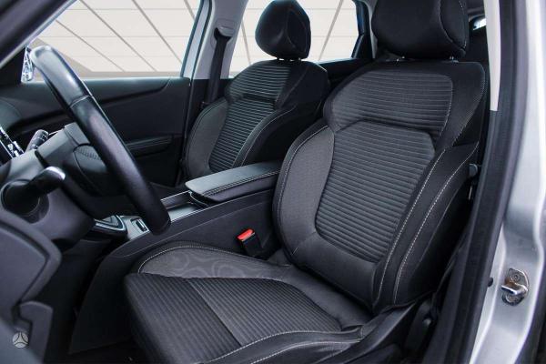 Pelēks Renault Scenic 2017 Kauņa, ar dzinēja tilpumu 1.50 L un nobraukumu 266 tūkst. km par 9190 €, foto 9 vietnē AUTOMOTO.COM.LV