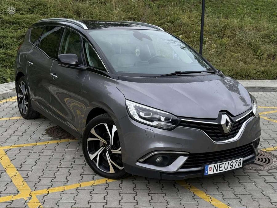 Pelēks Renault Scenic 2017 Viļņa, ar dzinēja tilpumu 1.60 L un nobraukumu 245 tūkst. km par 8999 €, foto 1 vietnē AUTOMOTO.COM.LV