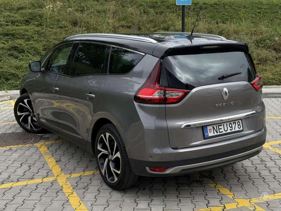 Pelēks Renault Scenic 2017 Viļņa, ar dzinēja tilpumu 1.60 L un nobraukumu 245 tūkst. km par 8999 €, foto 5 vietnē AUTOMOTO.COM.LV
