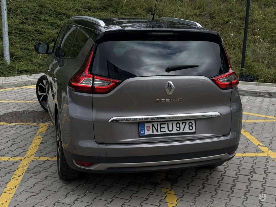 Pelēks Renault Scenic 2017 Viļņa, ar dzinēja tilpumu 1.60 L un nobraukumu 245 tūkst. km par 8999 €, foto 6 vietnē AUTOMOTO.COM.LV