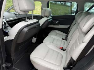 Pelēks Renault Scenic 2017 Viļņa, ar dzinēja tilpumu 1.60 L un nobraukumu 245 tūkst. km par 8999 €, foto 11 vietnē AUTOMOTO.COM.LV