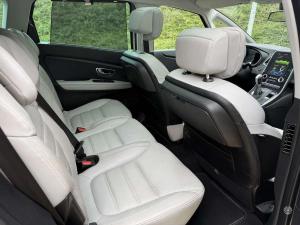 Pelēks Renault Scenic 2017 Viļņa, ar dzinēja tilpumu 1.60 L un nobraukumu 245 tūkst. km par 8999 €, foto 12 vietnē AUTOMOTO.COM.LV