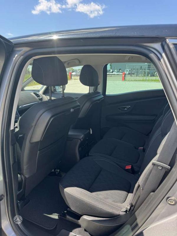 Pelēks Renault Scenic 2018 Tauragė, ar dzinēja tilpumu 1.60 L un nobraukumu 231 tūkst. km par 6200 €, foto 10 vietnē AUTOMOTO.COM.LV