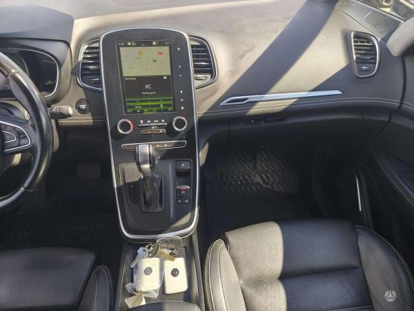 Grey Renault Scenic 2018 in Taurage, with an engine capacity of 1.33 L and mileage of 210 thousand km for 6300 €, photo 7 on AUTOMOTO.COM.LV