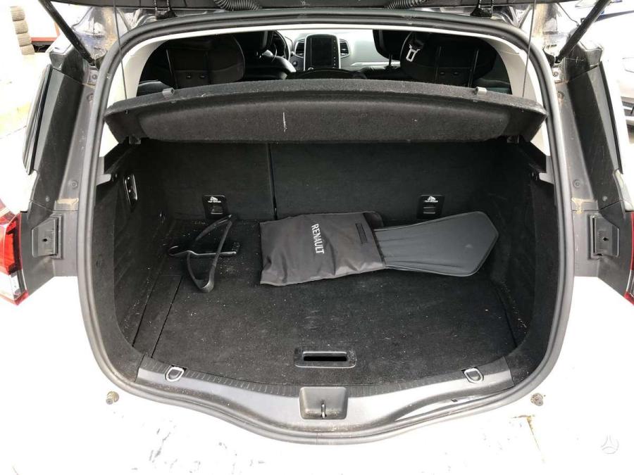 Pelēks Renault Scenic 2018 Klaipėda, ar dzinēja tilpumu 1.46 L un nobraukumu 276 tūkst. km par 7299 €, foto 7 vietnē AUTOMOTO.COM.LV