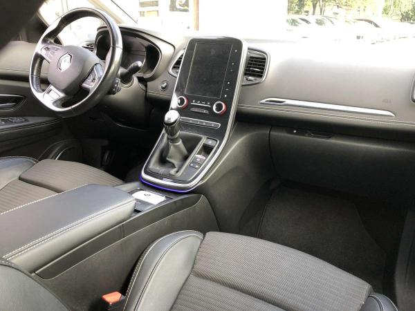 Pelēks Renault Scenic 2018 Klaipėda, ar dzinēja tilpumu 1.46 L un nobraukumu 276 tūkst. km par 7299 €, foto 8 vietnē AUTOMOTO.COM.LV