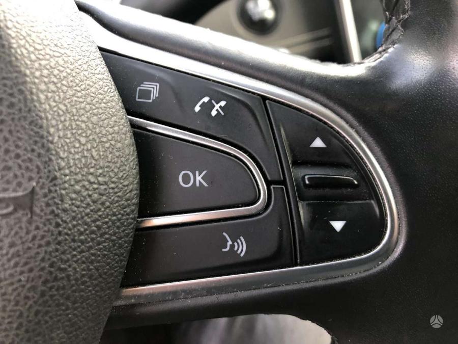 Pelēks Renault Scenic 2018 Klaipėda, ar dzinēja tilpumu 1.46 L un nobraukumu 276 tūkst. km par 7299 €, foto 19 vietnē AUTOMOTO.COM.LV